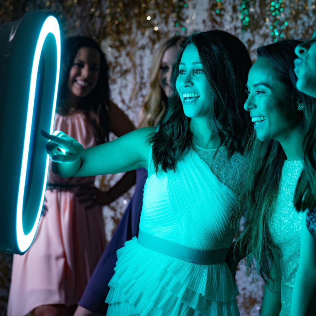 Columbus Mobile Photo Booth For Events & Parti